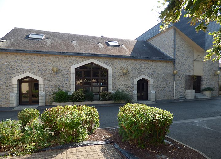 Salle Saint-Charles - Saint-Pierre-la-Cour (53)